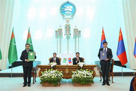 Нэг дороос Монгол Туркменистаны харилцааг хөгжүүлэх 14 баримт бичигт