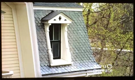 Scalloped Roof Shingles Mansard Roof Mansard Roof Roof Architecture