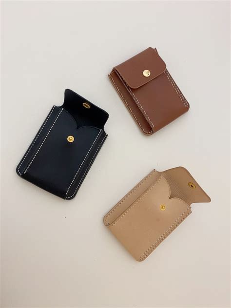 서초구 세계 최고의 명품 가죽으로 만드는 나만의 카드 지갑 솜씨당