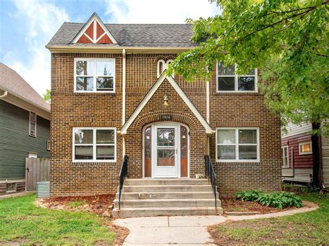 1926 Grand Ave Saint Paul Mn 55105 See Est Value Schools And More