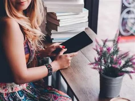 Uml And Er Diagrams Key Differences For Modeling Moldstud Uml And Er Diagrams Key Differences For Modeling Moldstud