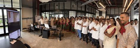 Senseofbelonging Hautecouturespringsummer2024 Teamwork Happyfaces