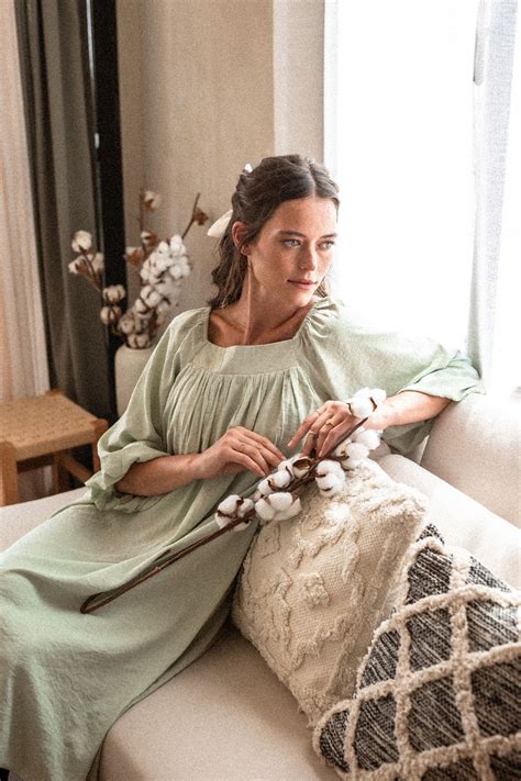 דף הבית Zohar Ariel