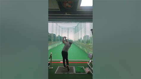 백스윙탑에서 다운스윙 전환을 빠르게해보는중 Golfkpga투어프로golfswing골프골프스윙내꿈은장타왕페인터골프브리지스톤골프이유호프로아이언샷스윙교정골프