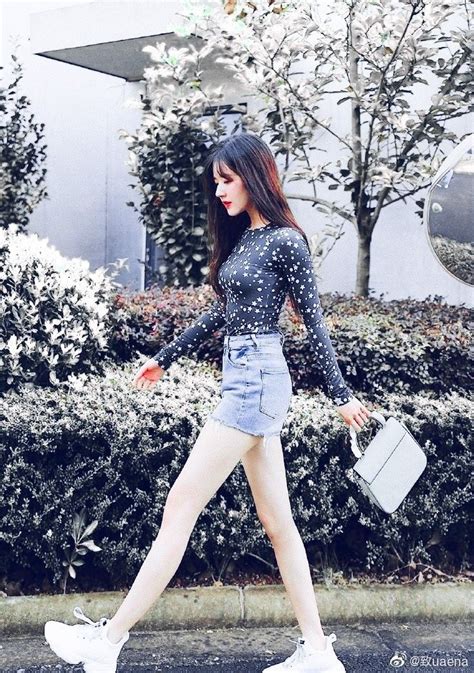 Ghim Của Michael J Trên Zhao Lusi