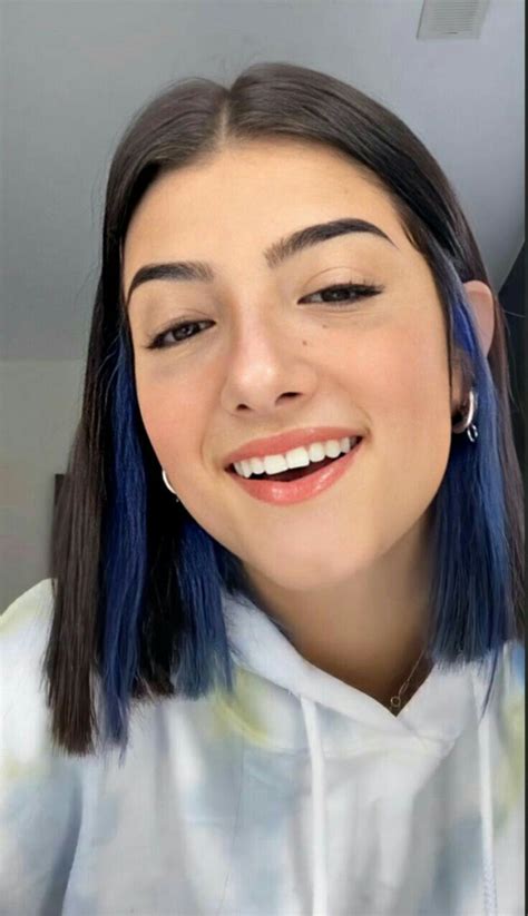 Pin en Charli damelio Colores de cabello mechas Cabello tintes de moda Coloración de cabello