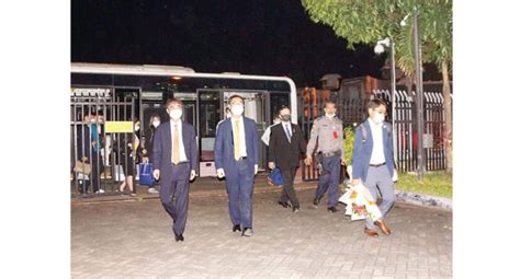 ကိုရီးယားသမ္မတနိုင်ငံ နိုင်ငံခြားရေးဝန်ကြီးဌာန နိုင်ငံရေးရာ ဒုတိယဝန်ကြီး ဦးဆောင်သော ကိုယ်စားလှယ