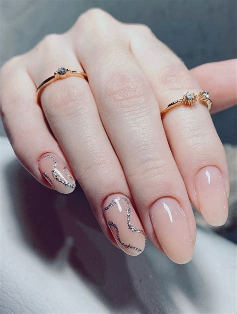 Нюдовые ногти