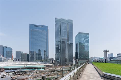 도쿄여행 마루노우치 도쿄역 광장 꼼데가르송 카페 킷테kitte 스노우피크 카페 도쿄여행 마루노우치 도쿄역 광장 꼼데가르송 카페 킷테kitte 스노우피크 카페