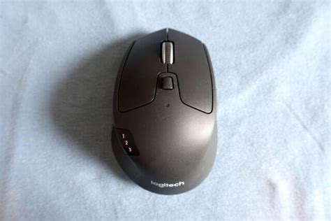 Logitech M585 Multi Device Vs M720 Triathlon Mouse Which One You Should Choose Logitech M585