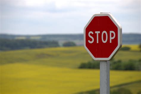 Recognizing The Signs Of Sex Trafficking Human Trafficking Search