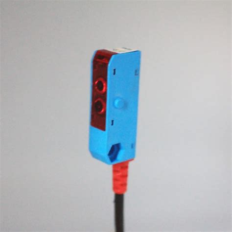 Cm Diffuse Reflection Vdc Pnp Infrared Photoelectric Sensors For Position Usage Buy
