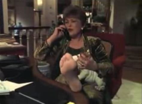 Rue Mcclanahan Feet
