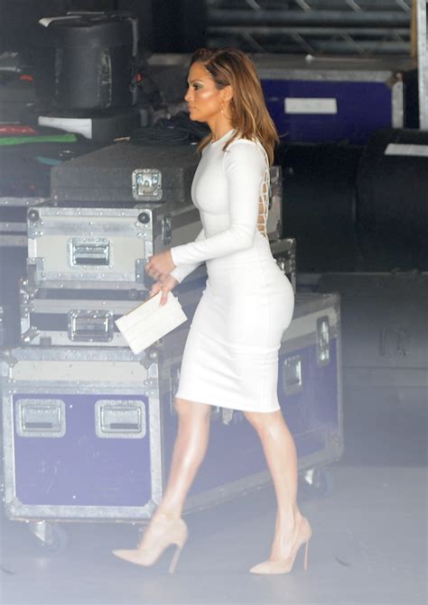 Jennifer Lopez Films American Idol In A Tight White Dress The Hollywood Gossip