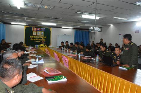 ឧត្ដមសេនីយ៍ឯក ខឹម សន