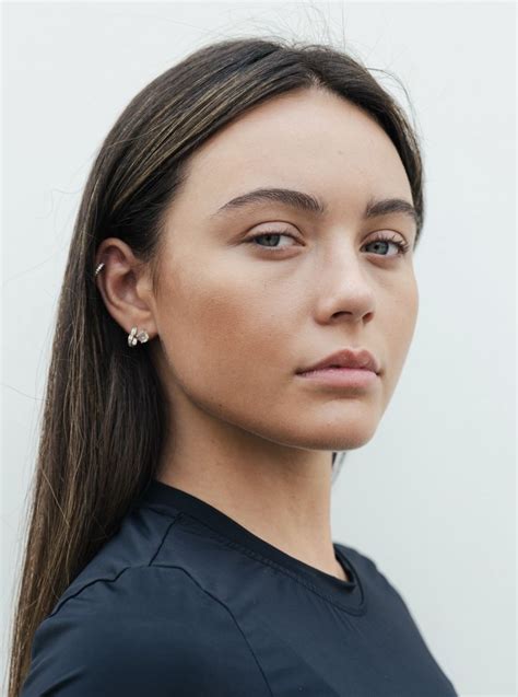 Discover Emiliyas Unique Portfolio On Mmg Talent