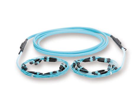 Cch Um24 04 89g Plug And Play™ Universal Module Lc 24 F Shuttered Lc Duplex To Mtp® Os2 Corning