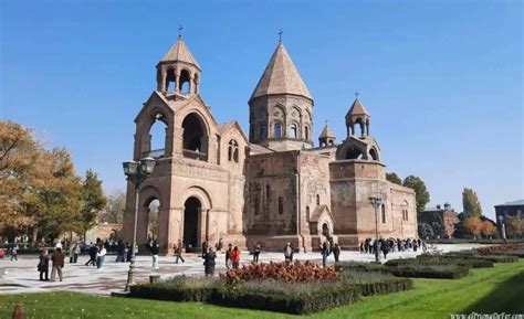 Visit Echmiadzin Cathedral And Zvartnots Temple From Yerevan