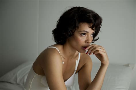 Embracing The Fear An Interview With It Comes At Nights Carmen Ejogo The Koalition