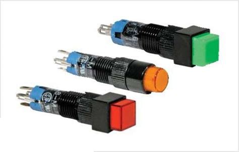 Idec AL8Q A11 Y Illuminated Pushbutton