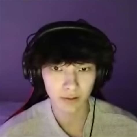 Tenz Net Worth Age Twitch Earnings 2025 Streamerfacts