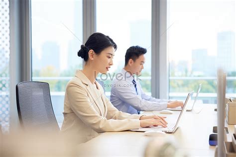 젊은 회사원 사진 무료 다운로드 Lovepik