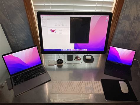 i just loveeeeee my new setup with monterey r macosbeta