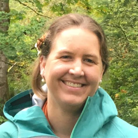 Florence Sullivan Analyst Master Of Science Pacific Whale Foundation Hawaii Research