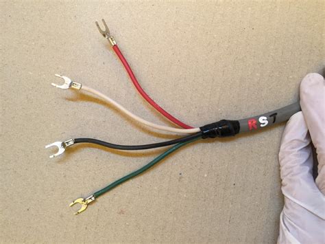 Yk Memo Rst端子の色