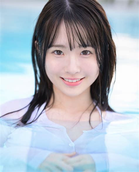 Emika Shirakami แนะนำดารานางเอกเอวี สาวสวย