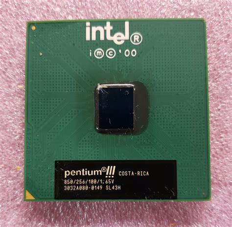 Intel Pentium III 850 MHz CPU SL43H 256K cache 100 MHz FSB socket 370 ...