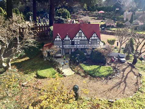 An Aussie In The World Cockington Green In Canberra Part 1