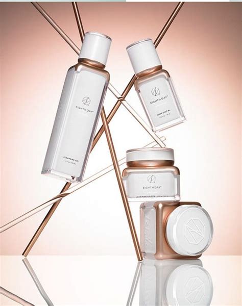 Pin By Liu Guoqiang On 拍摄 Cleansing Gel Cosmetics Facial Cleansing