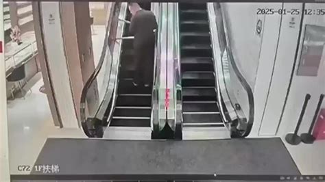 Moving Tables Using An Escalator Album On Imgur