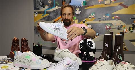 에드가 플랜스 국내 첫 전시서 슈즈 드로잉 선보여