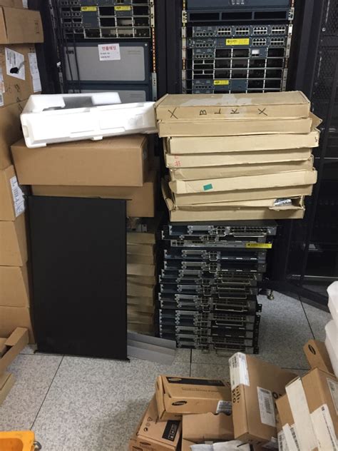 서버장비 폐서버 폐기장비 전산실비품 서버랙 네트워크 통신실 통신장비 망장비 스위치 라우터 백본 폐기 매입 수거 현금매입 철거 방문수거 합니다 네이버 블로그