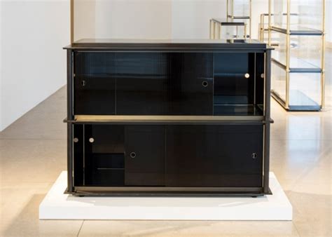 david chipperfield unveils ionic cabinets at david gill gallery