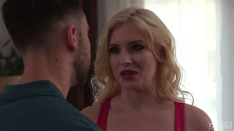 Giselle Palmer One Step Ahead Scene 4 Eporner