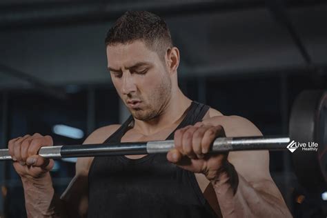 11 Best Forearm Exercises That Can Help Build Grip Strength