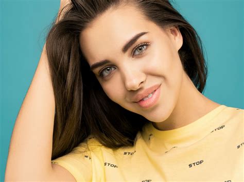 Продовжуємо свіжість волосся протягом дня за допомогою звичайного аптечного засобу