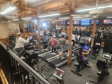 Crunch Fitness 𝐍𝐨𝐭 𝐠𝐞𝐭𝐭𝐢𝐧𝐠 𝐭𝐡𝐞 𝐫𝐞𝐬𝐮𝐥𝐭𝐬 𝐲𝐨𝐮 𝐝𝐞𝐬𝐞𝐫𝐯𝐞 𝐖𝐞 𝐜𝐚𝐧 𝐡𝐞𝐥𝐩 💪 Our Certified Personal