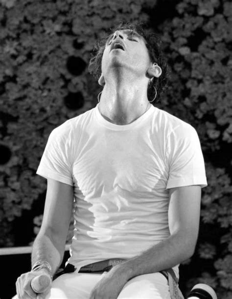 Talented Beautiful Gorgeous Sexy Mika Unknown Gig Poils