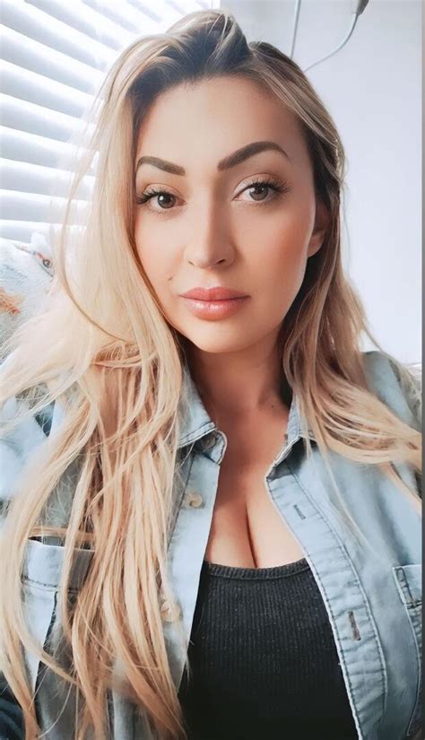 Findom Goddess Bbs Official Social Fan Page Loyalfans