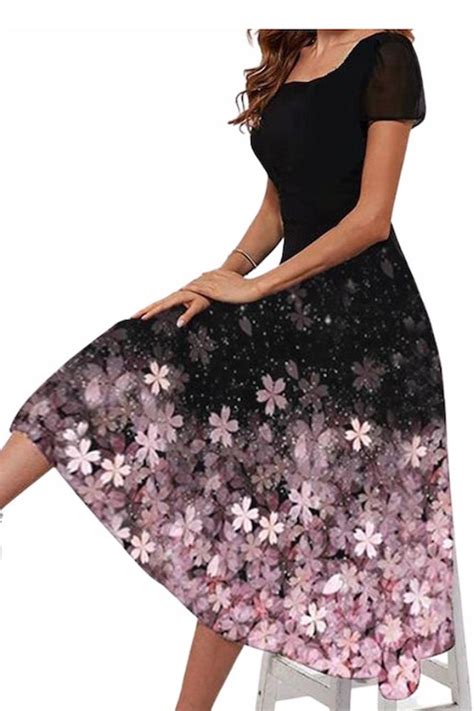 Елегантна рокля с разкроени цветя с дължина до средата на прасеца къси ръкави черен розов