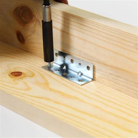 Everbilt 4 Pack 2 In Zinc Plated Inside Corner Brace 33595 The