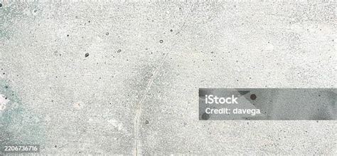 포스터 배너 배경 및 기타 디지털 요구 사항을 위한 클래식 복고풍 질감 균열과 결함이 있는 풍화된 콘크리트 표면의 클로즈업 보기 0명에 대한 스톡 사진 및 기타 이미지