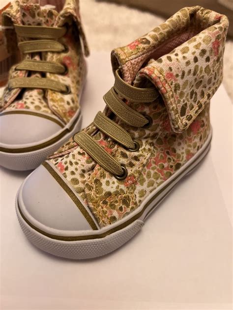 Кецове за момиче 21 22 номер гр Пловдив Индустриална зона Юг