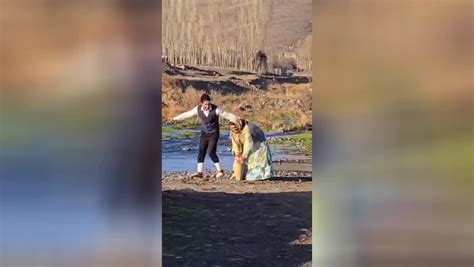 تماشای ویدیو رقص زیبای شمالی اینما