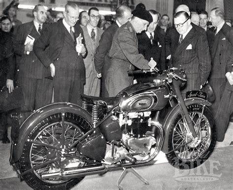 1938 Triumph Speed Twin A Masterpiece In Amaranth Red Old Bike Australasia