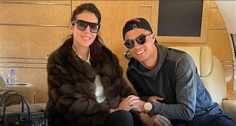 რონალდოს ცოლთან ცხოვრების უფლებას მისცემენ რადიო ფორტუნა Fortuna Ge